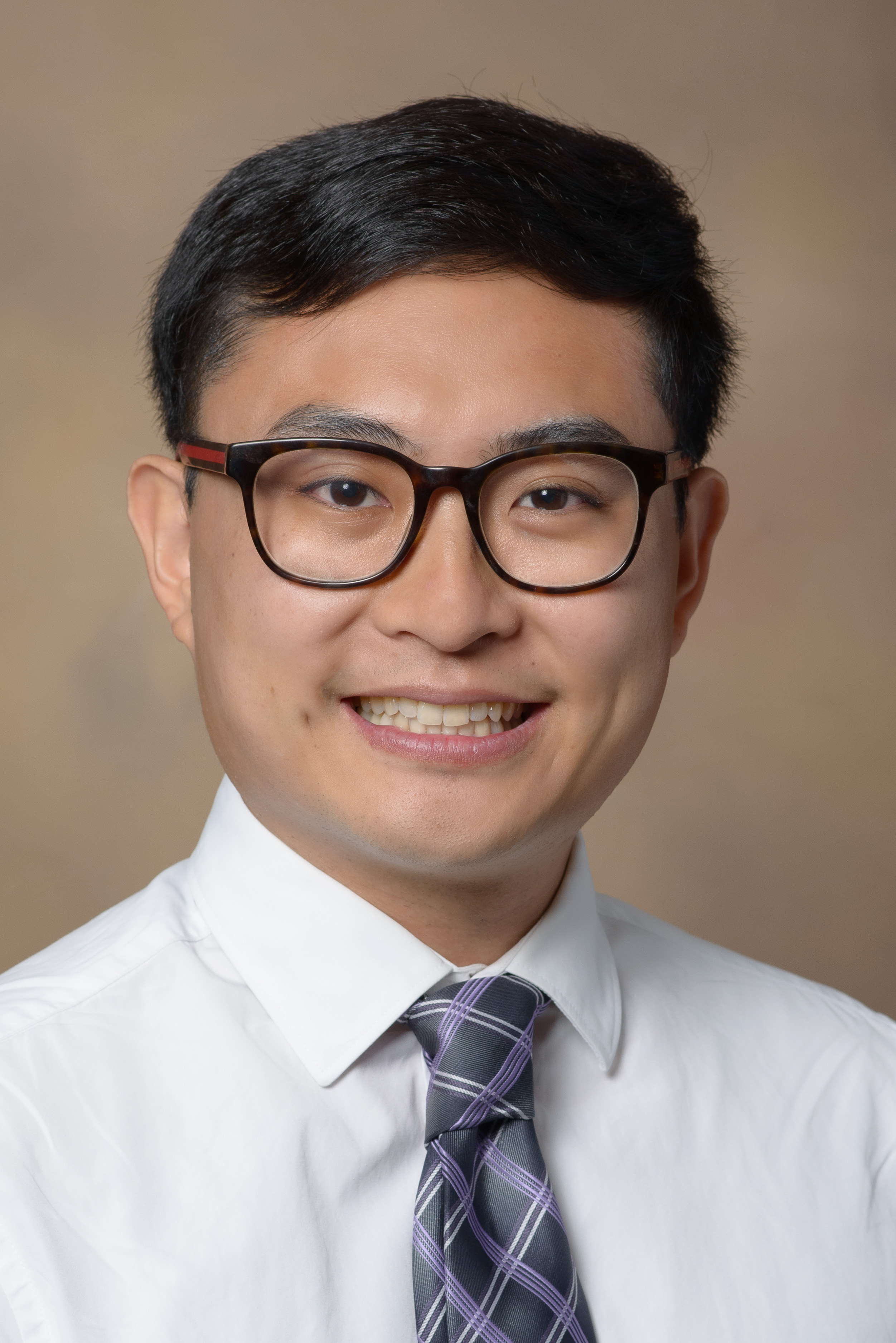 Benzi Estipona, MD | University of Arizona Orthopaedic Surgery